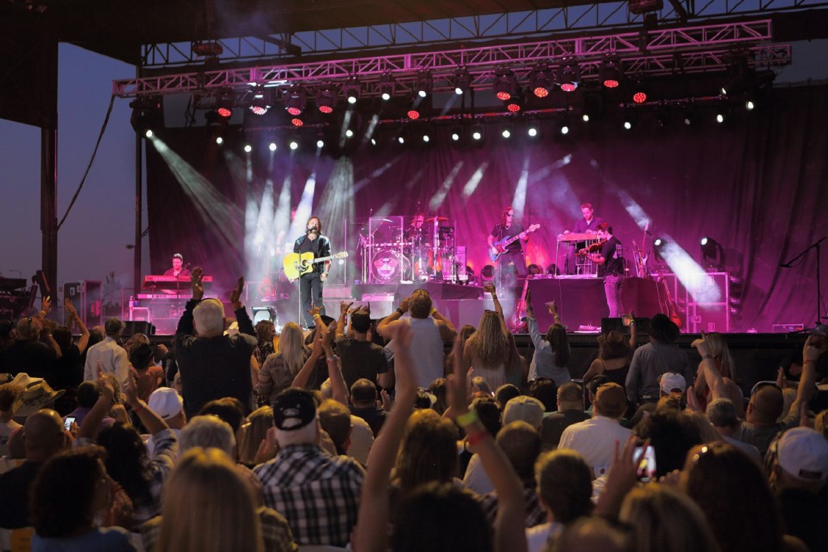 Entertainment Hotel Packages - Shoshone-Bannock Casino Hotel